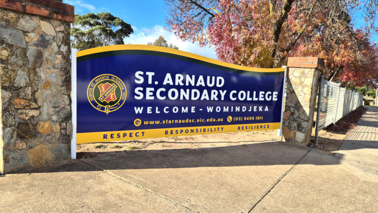 Custom Design & Manufactured School Signs Ph:(03) 5033 1124